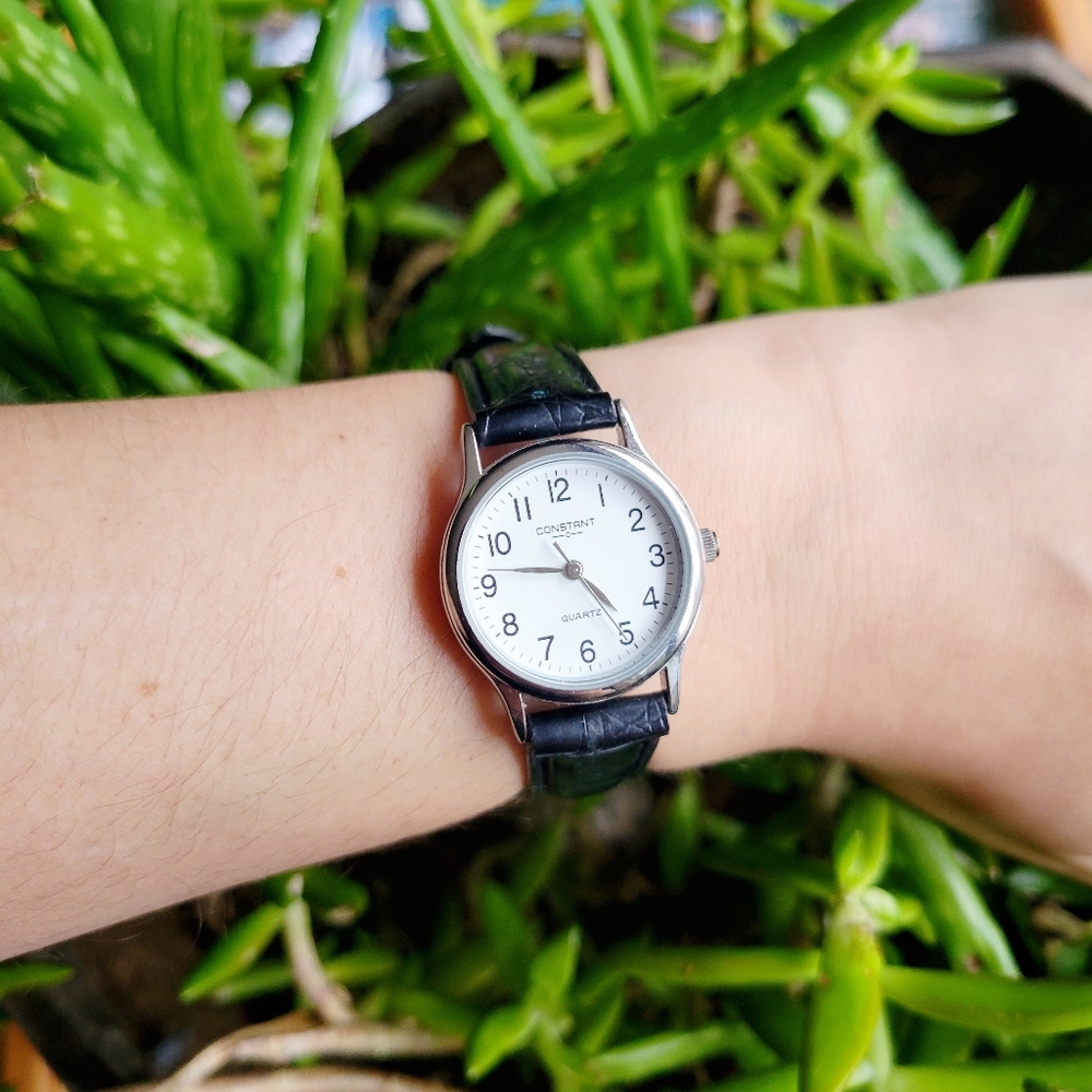 Classic Constant Quartz Watch - Gem